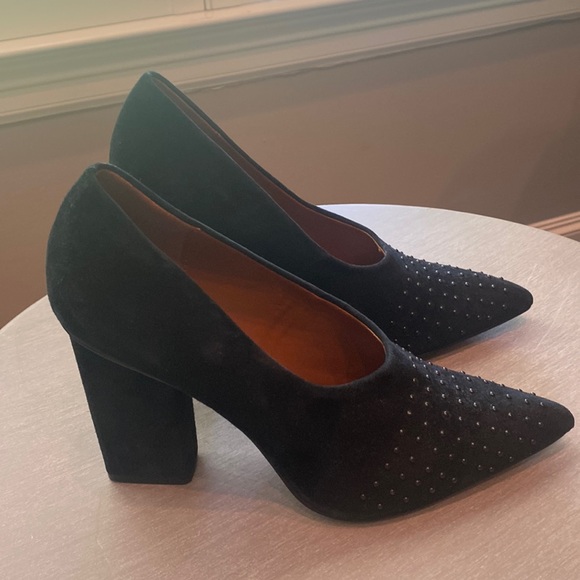 H by Halston | Shoes | Halston Laurel Suede Pumps | Poshmark